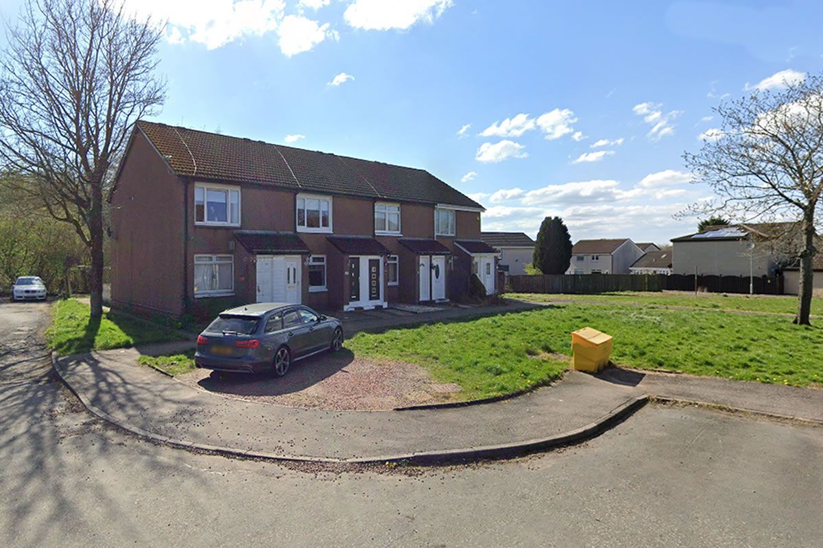24 Greenfield Quadrant, Newarthill, ML1 5TF
