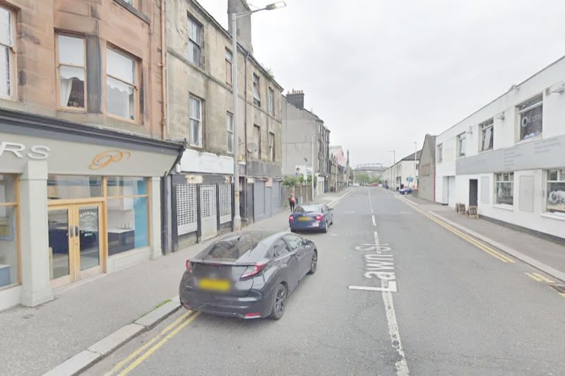 Lawn Street, Flat 1-2, Paisley - TOWN CENTRE FLAT with DEVELOPMENT ...